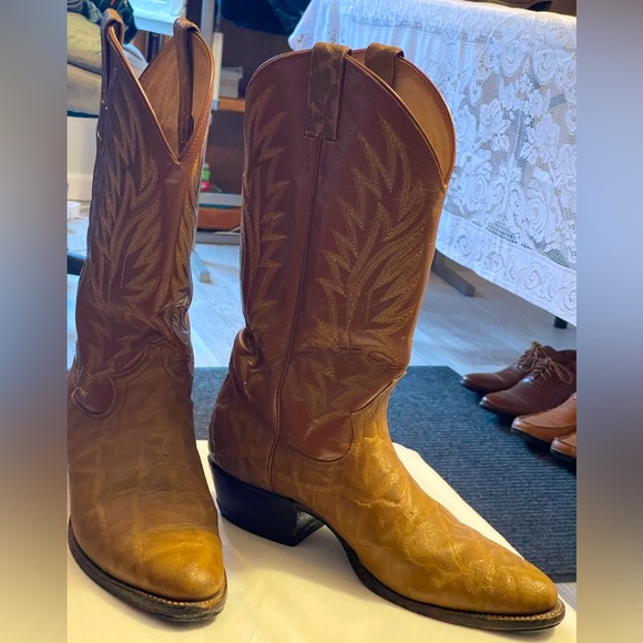 Justin Boots | Shoes | Authentic Tan Elephant Print Diamond J Boots ...